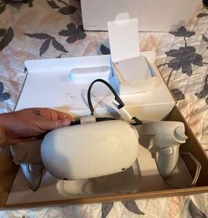Meta | VR, AR & Accessories | Meta Quest 2 28gb Vr Headset With ...
